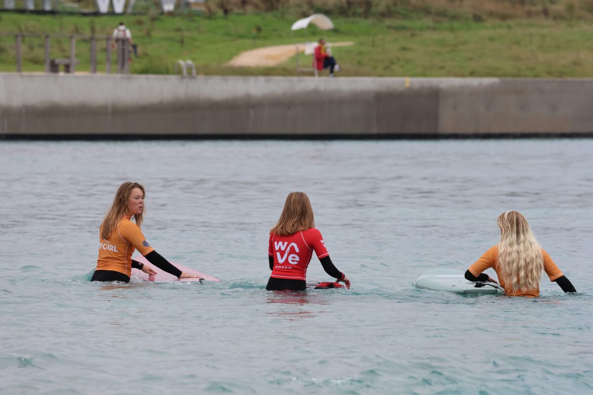 Lake schedule - The Wave