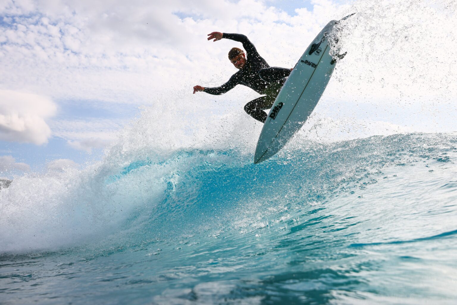 Surf Bundles - The Wave Bristol