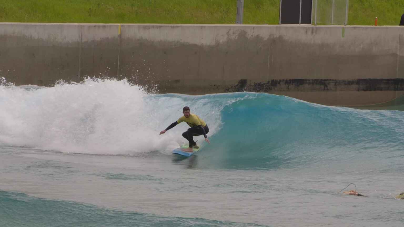 Live Updates - The Wave