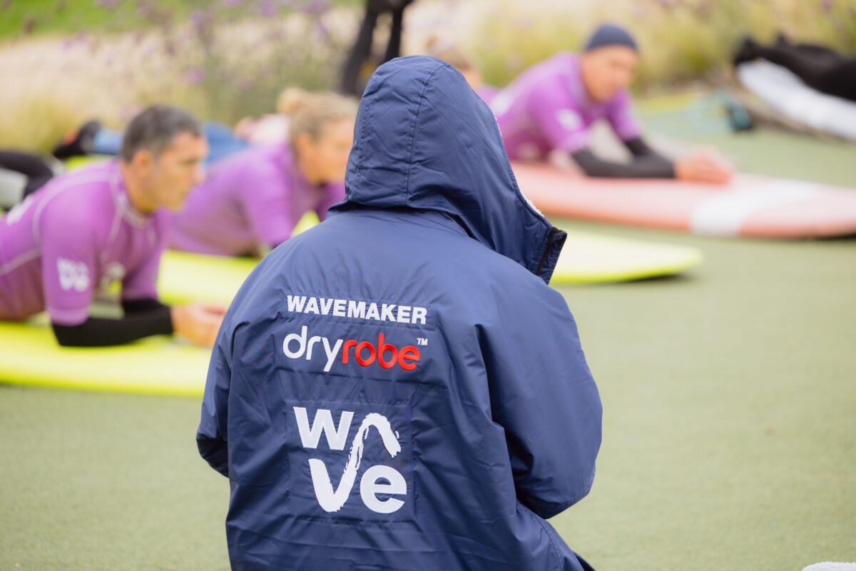 Live Updates - The Wave